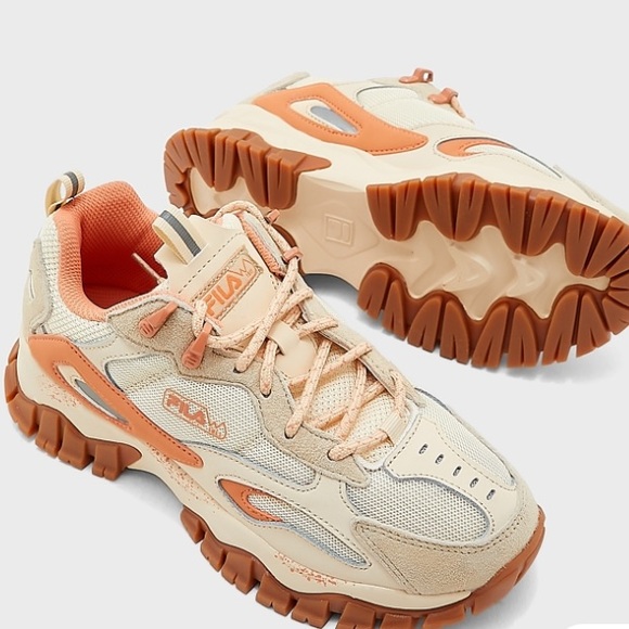 Fila | Shoes | Fila Ray Tracer Tr 2 Sneaker | Poshmark